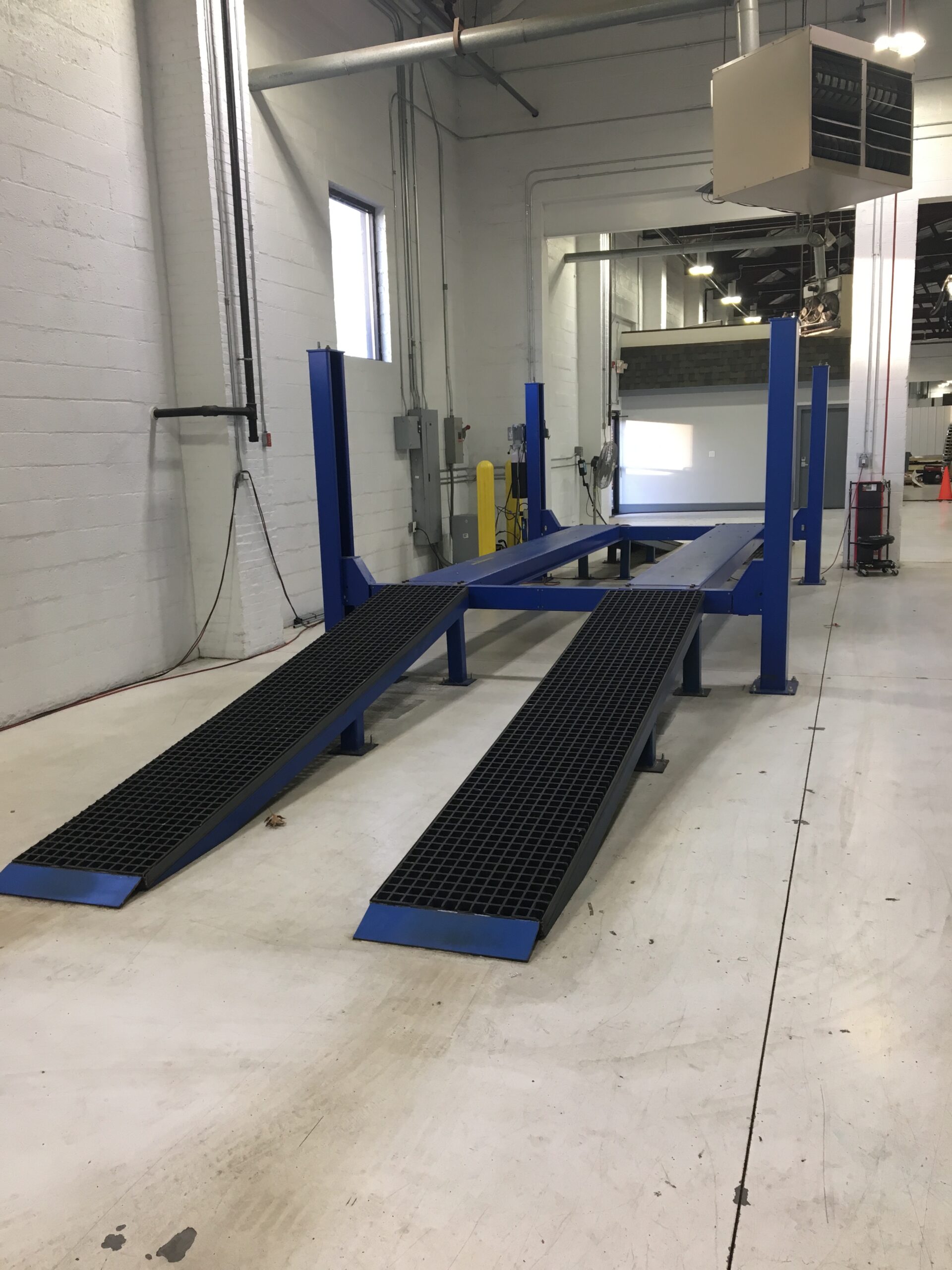 Vehicle Service Center – NORAD
